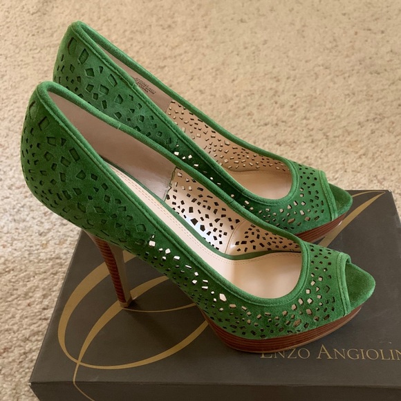 Enzo Angiolini | Shoes | New Enzo Angiolini 75 Green Cutout Detail ...